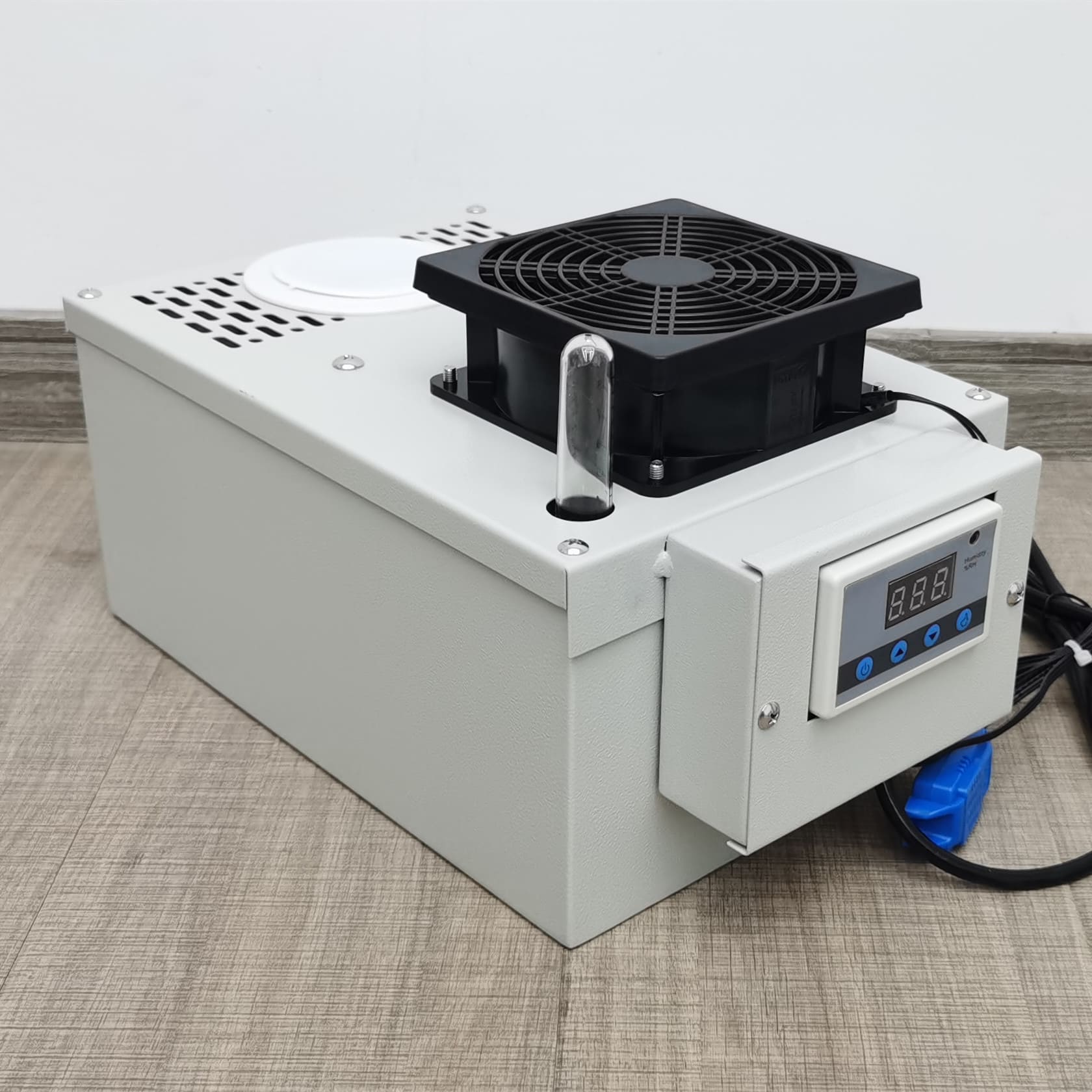 How To Make Cigar Humidifier - Follow These 6 Steps - getairify.com ...